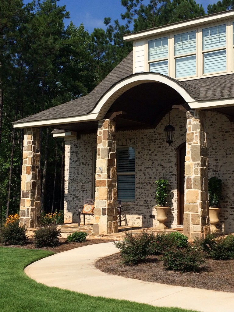 How to Combine Brick & Stone - South Alabama Brick Company